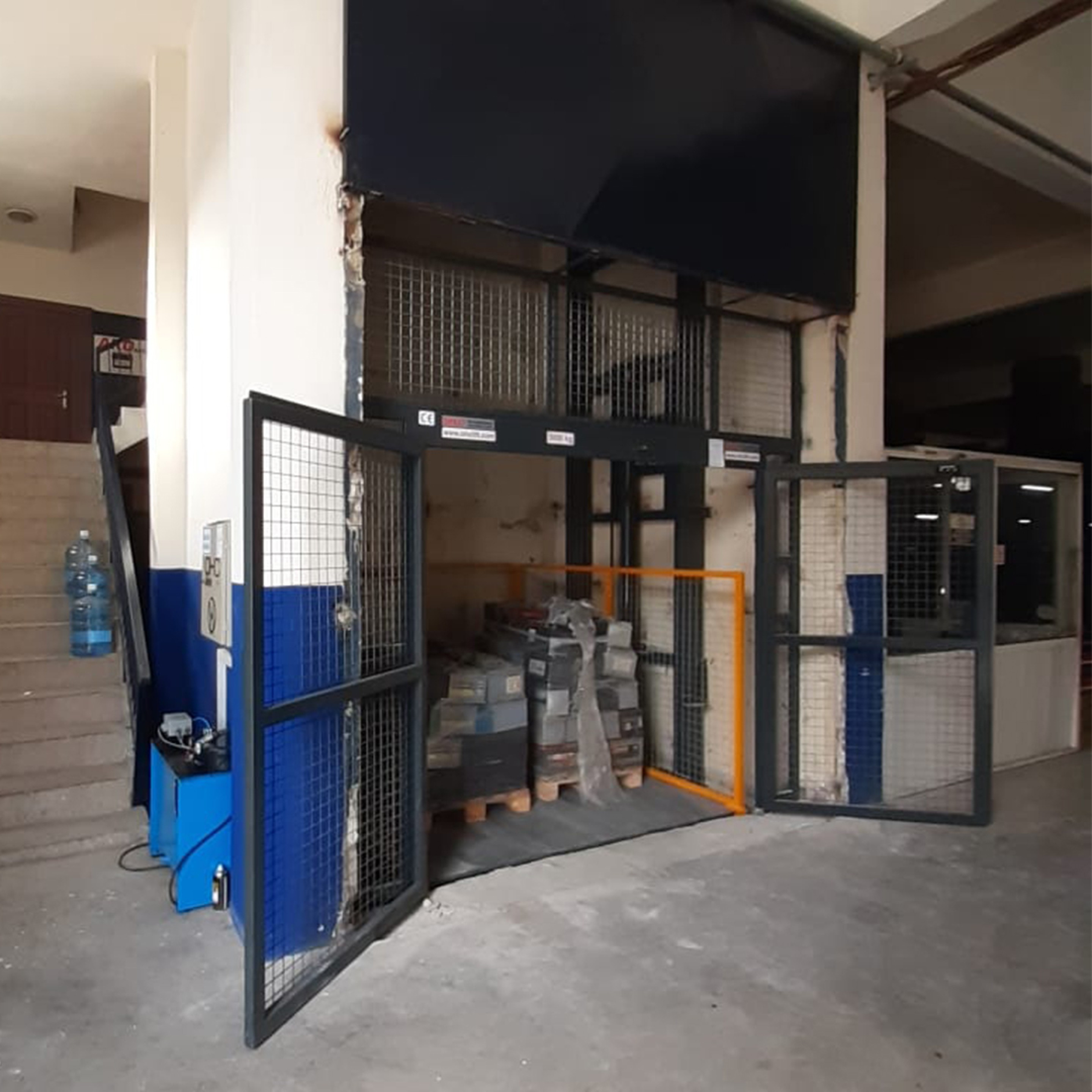 Kolonlu Yük Platformu